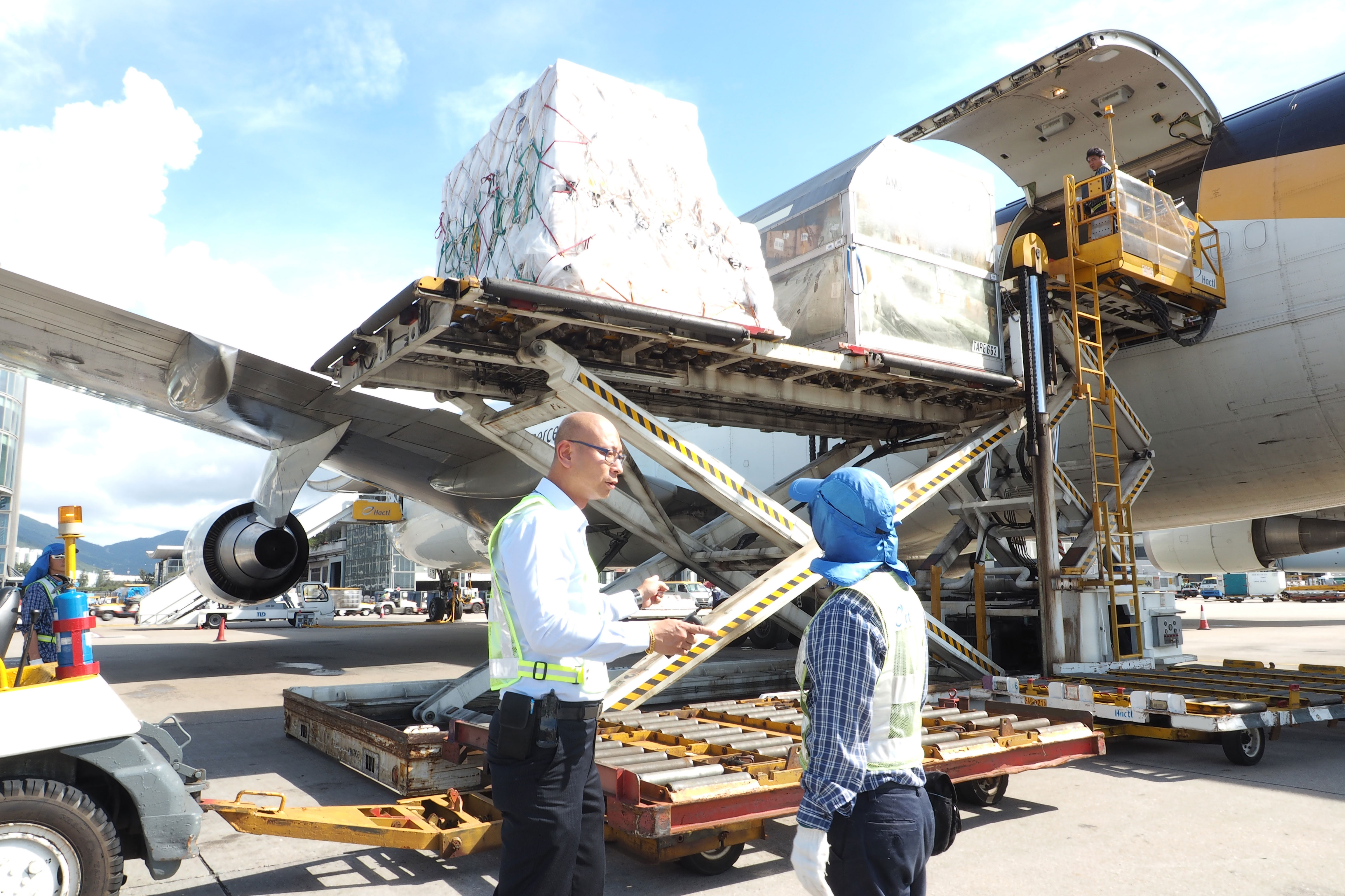 Hactl’s handling heroes - Hactl