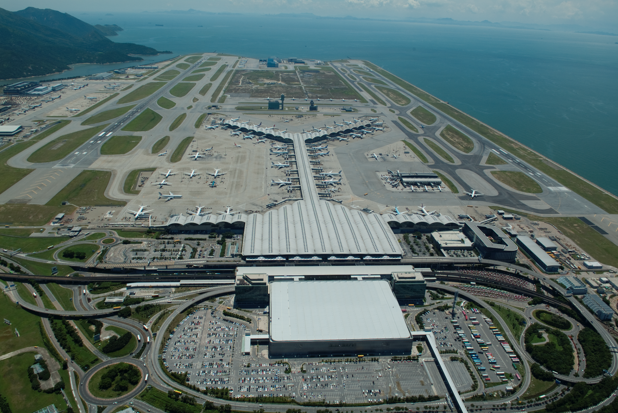 HKIA makes progress on three-runway expansion plan - Hactl